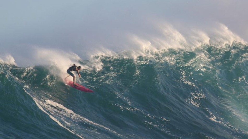 50-foot Wave Conquered by British Surfer